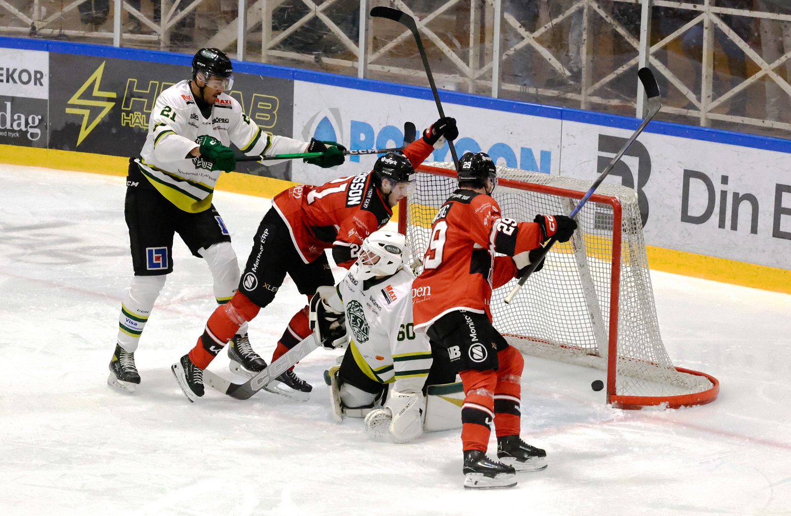 HHC avgjorde i tredje perioden - Hockeyettan.se