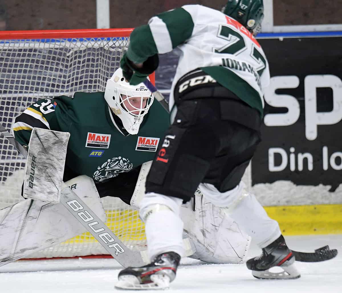 Straffhjälten förlänger med ESK - två andra lämnar - Hockeyettan.se