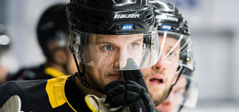 Max Rapp lämnar laget och flyttar hem - Hockeyettan.se