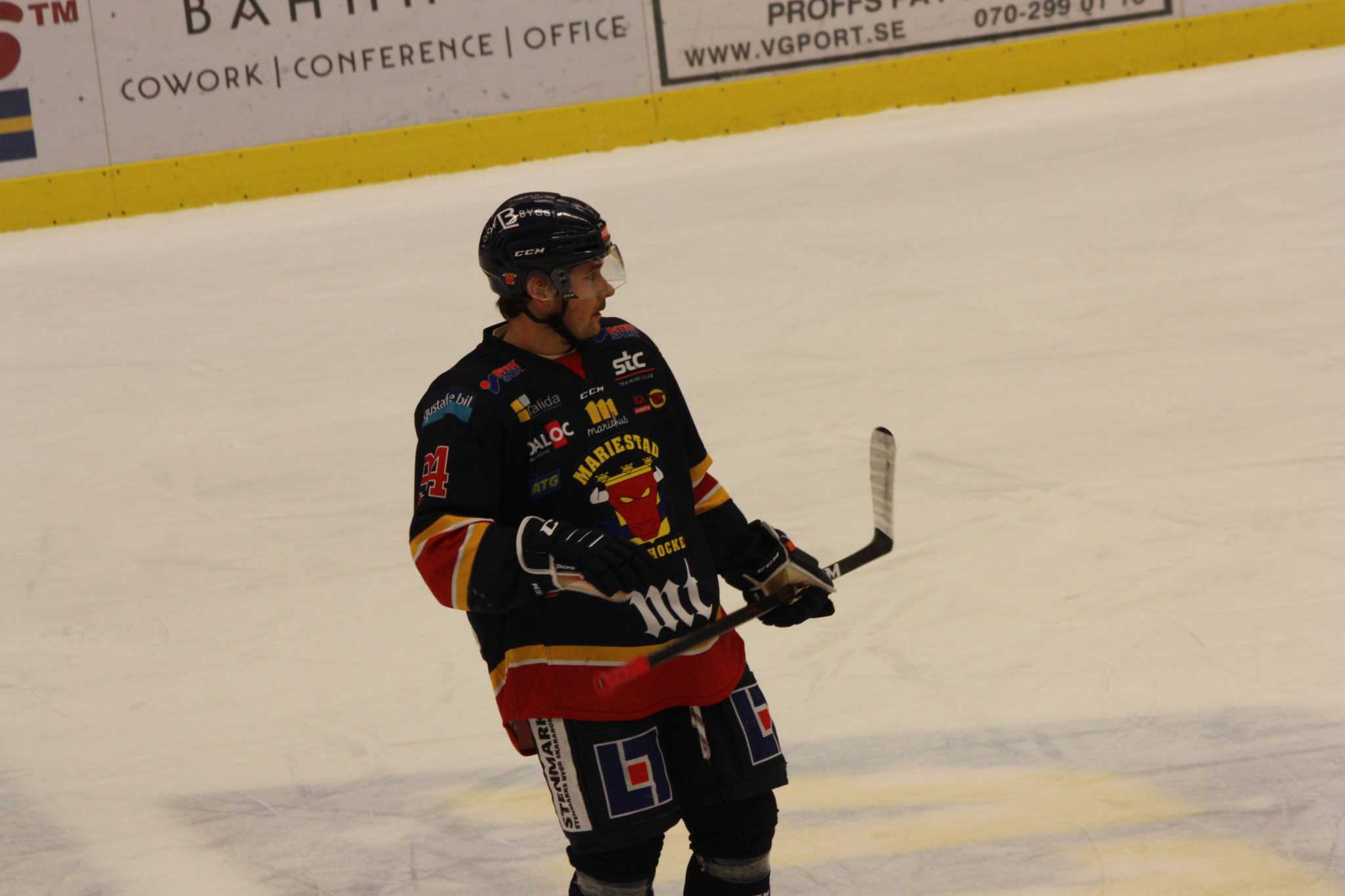 Matchfoton och intervju med Anton Pettersson - Hockeyettan.se