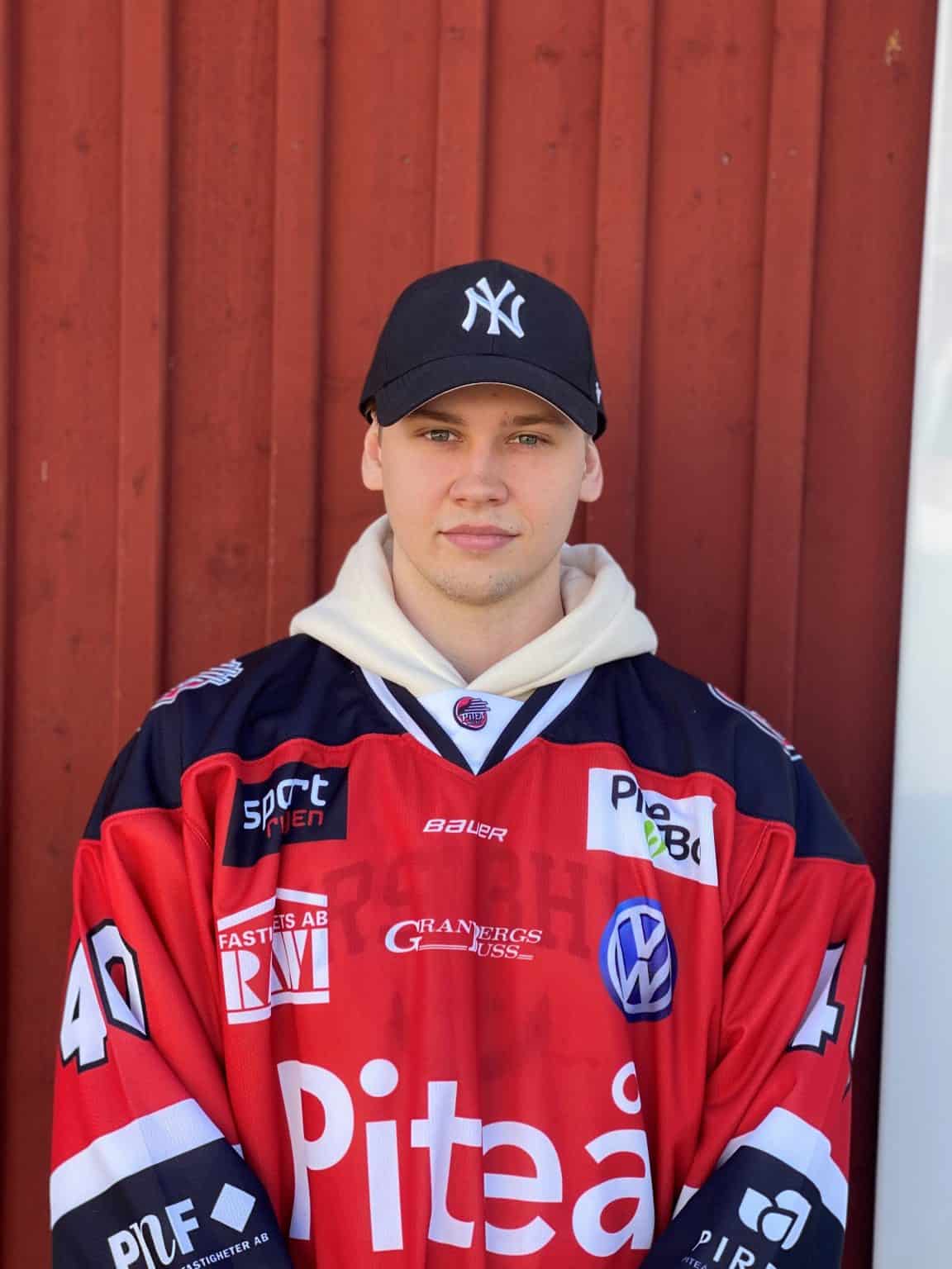 Petter Mäkitalo och Adam Eriksson skriver 2-årskontrakt - Hockeyettan.se