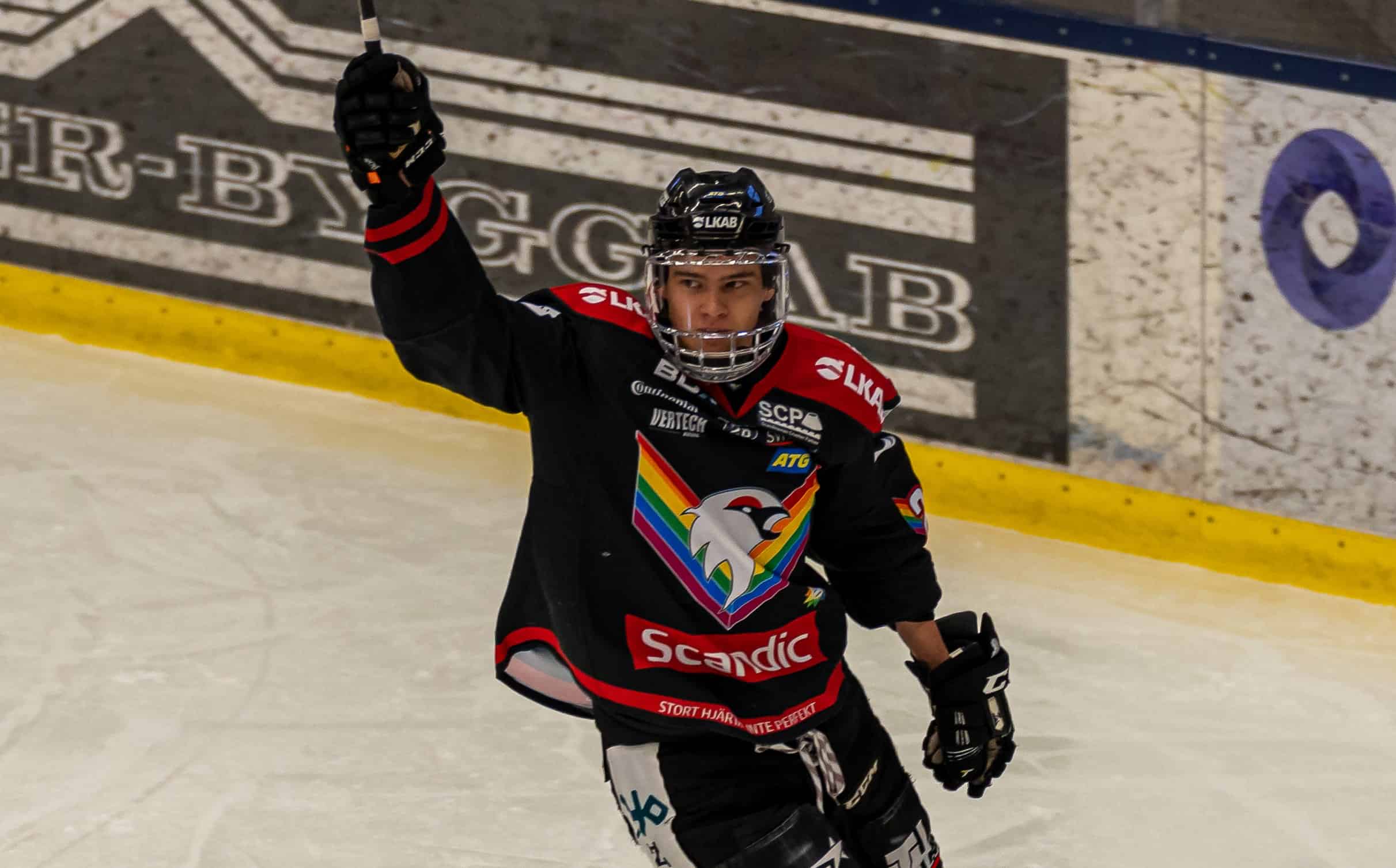 Storseger för KIF i första träningsmatchen - Hockeyettan.se