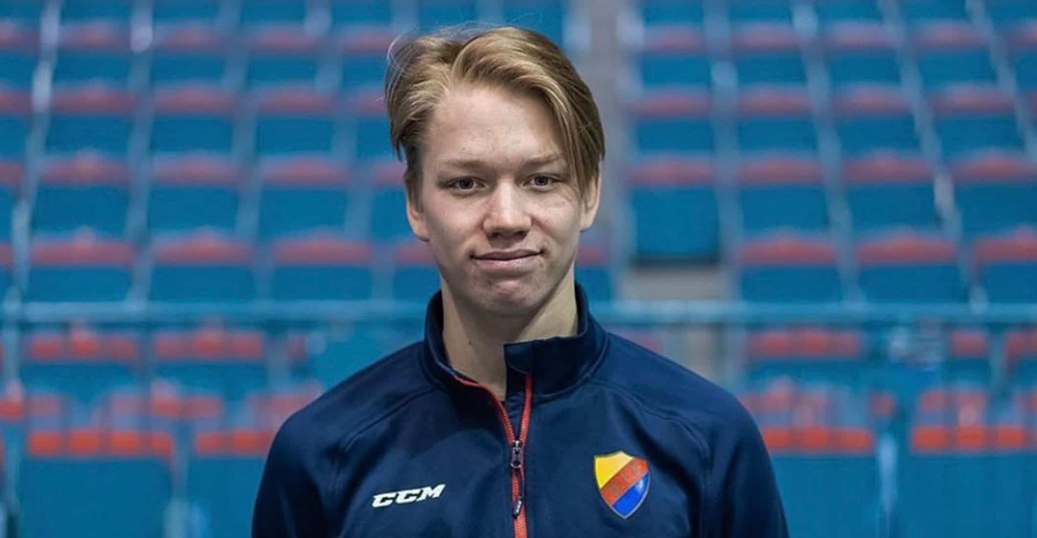 Adam Falk vill vara med på Väsbys återtåg till Hockeyallsvenskan