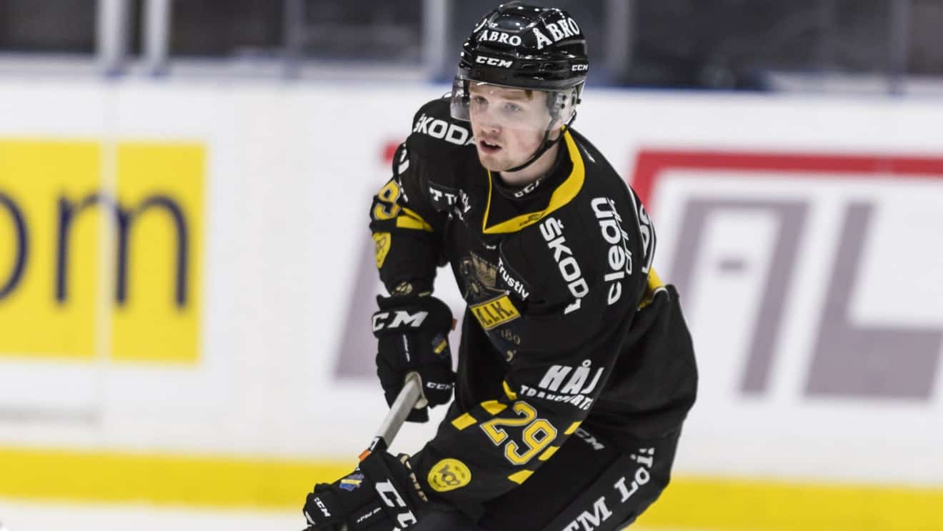 Poängspelare klar för Väsby - Hockeyettan.se