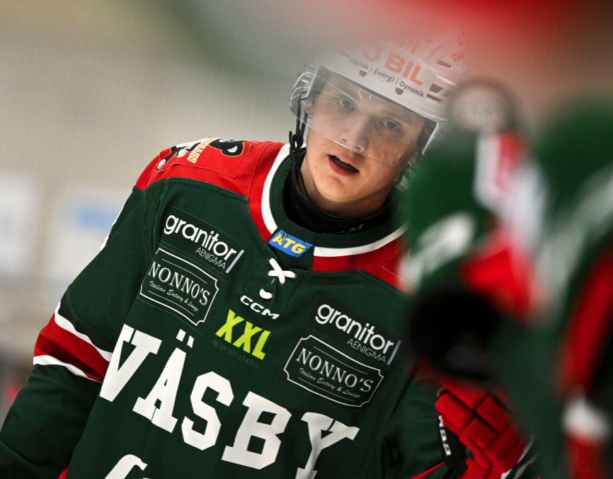 15 frågor till Enköpings Robin Nilsson * Bäste han mött och spelat med ...