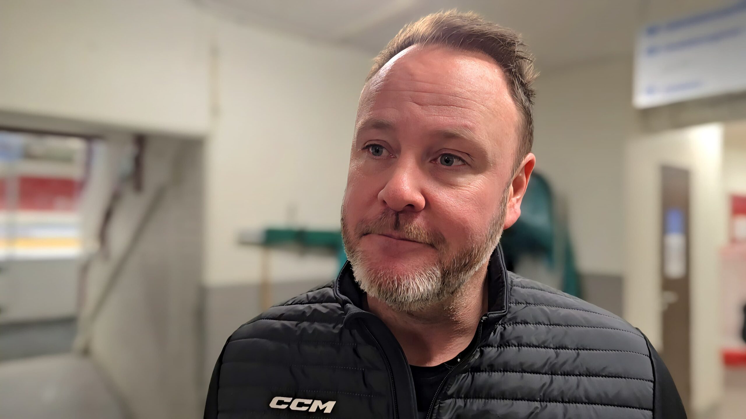Intervju med tränare Niklas Flodin - Hockeyettan.se